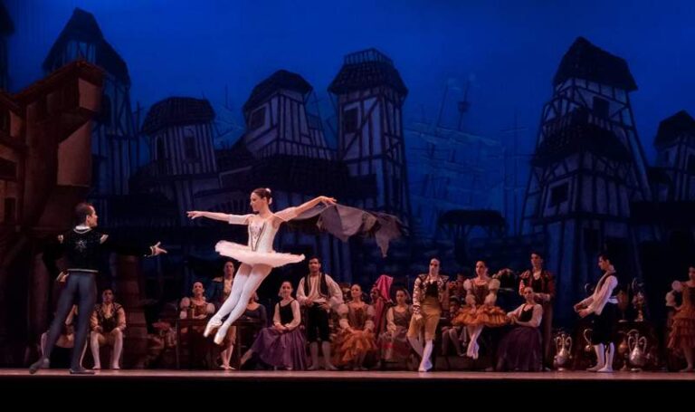 Westend Theatreland: Top 10 Best Shows In London To Check Out - London ...