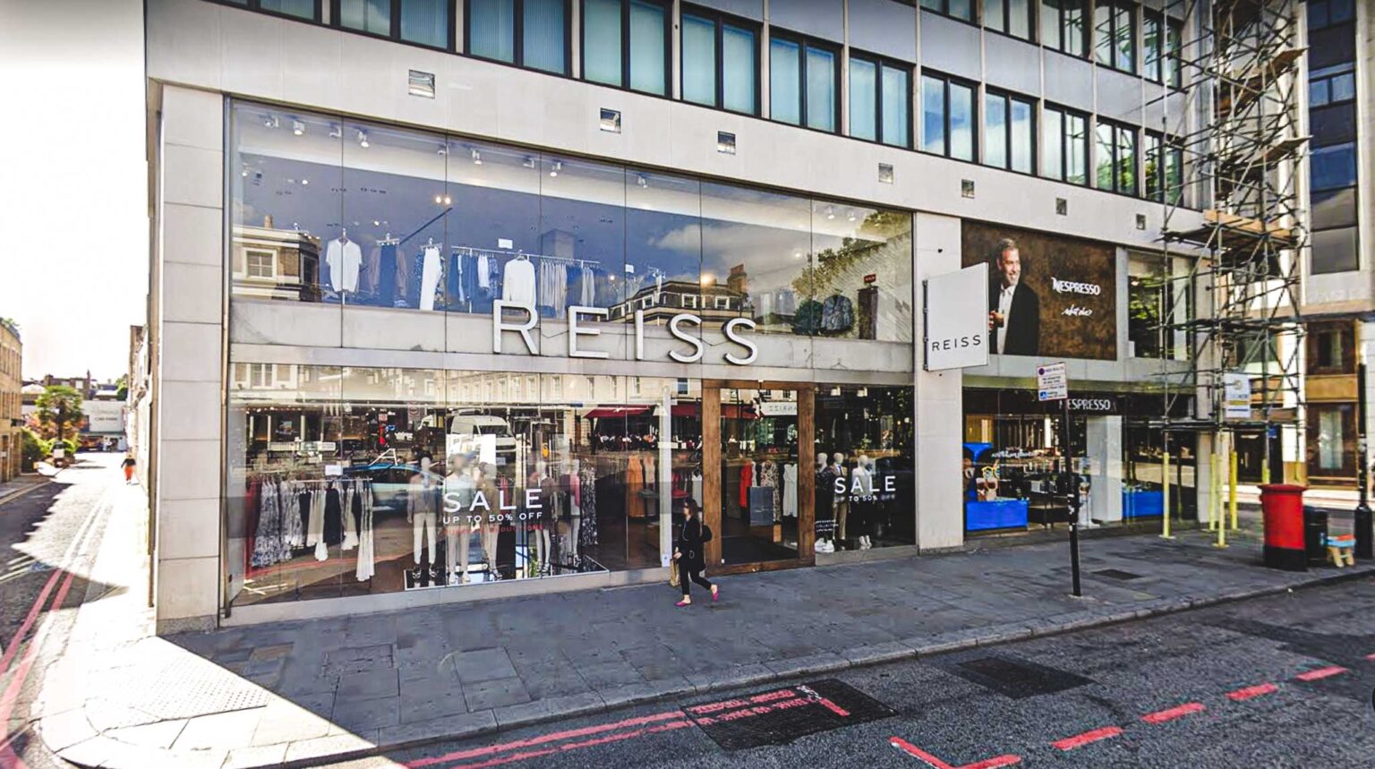 Shopping In Knightsbridge - London Kensington Guide