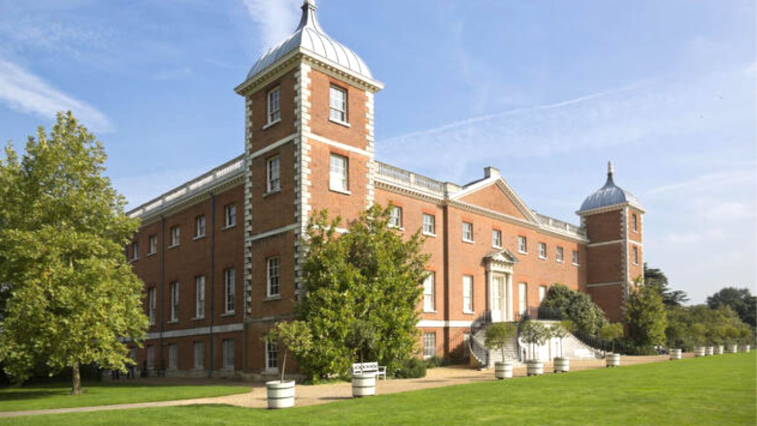 14 Most Famous London Stately Homes To Visit - London Kensington Guide