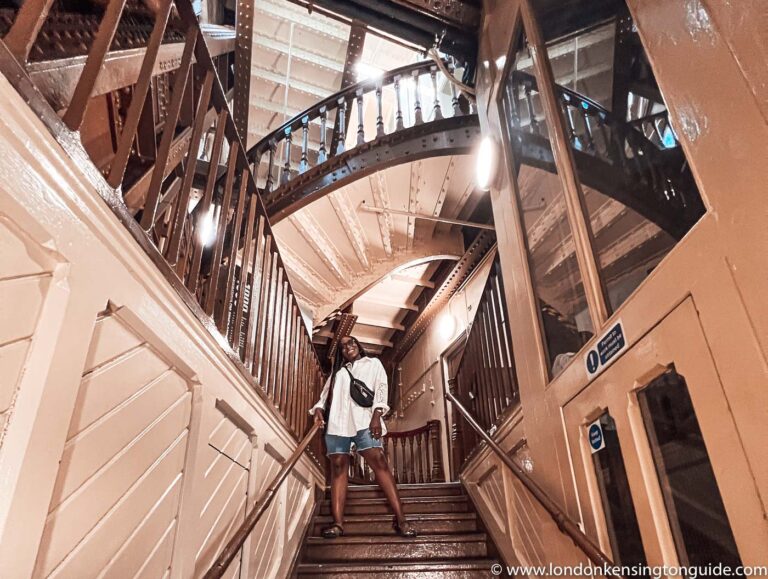 Walking On Tower Bridge Glass Floor Walkway - London Kensington Guide