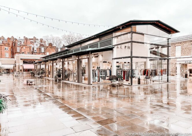 Clothes Shops On Kings Road And Duke Of York Square - London Kensington ...