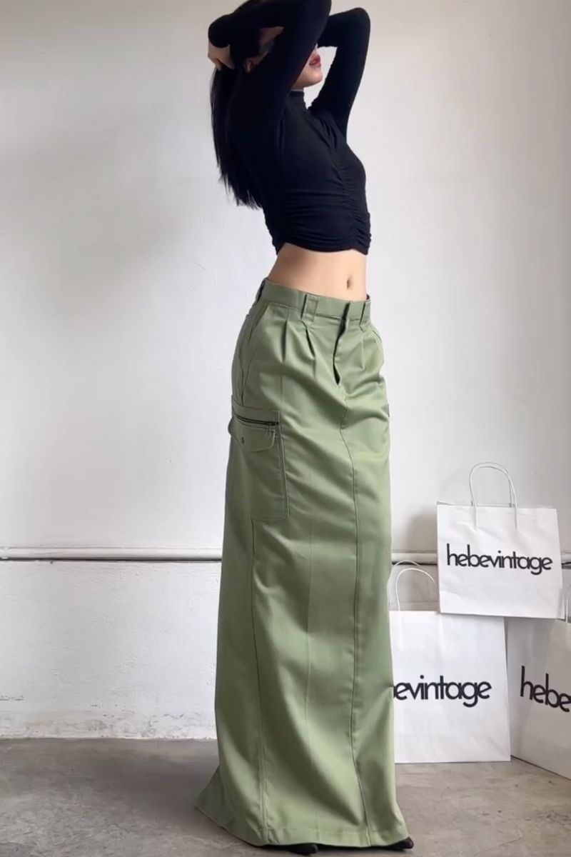20 Trendy Cargo Skirt Outfit Ideas You Can Re-Create - London ...