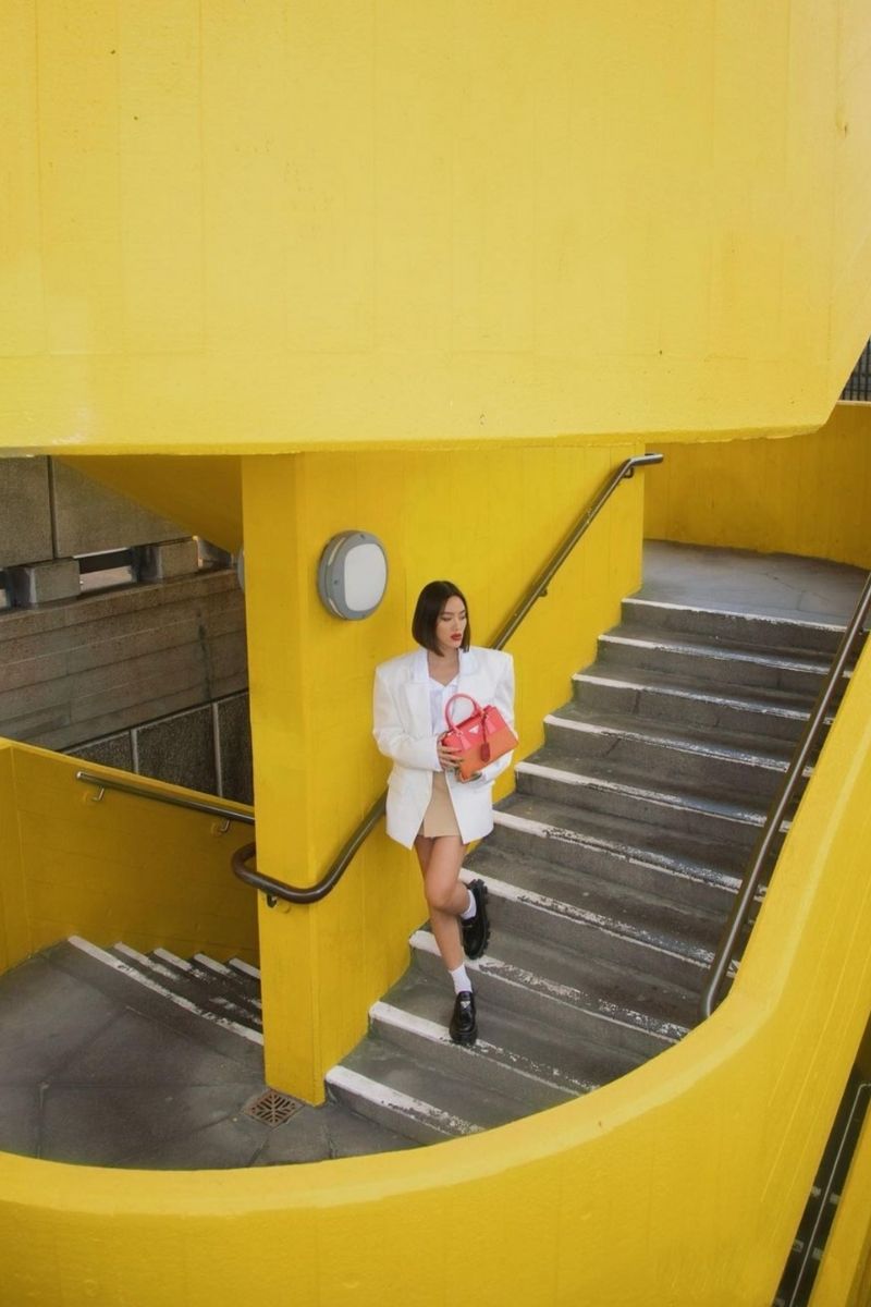 31 Prada Bag Outfits To Inspire How You Style Your Prada Accessories ...