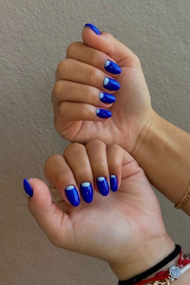 25 Brilliant Blue Nail Designs to Inspire Your Next Manicure - London ...
