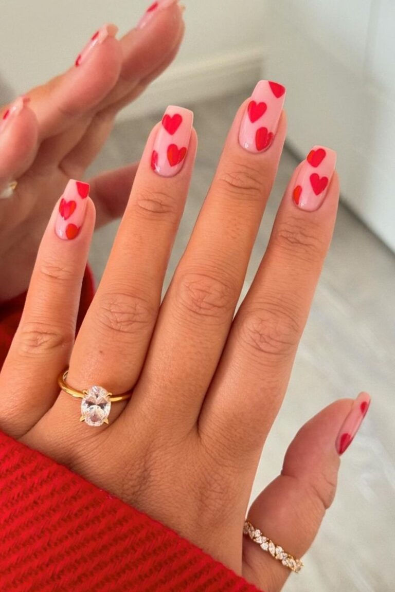 28 Chic And Playful Red and Pink Nail Design Inspiration - London ...