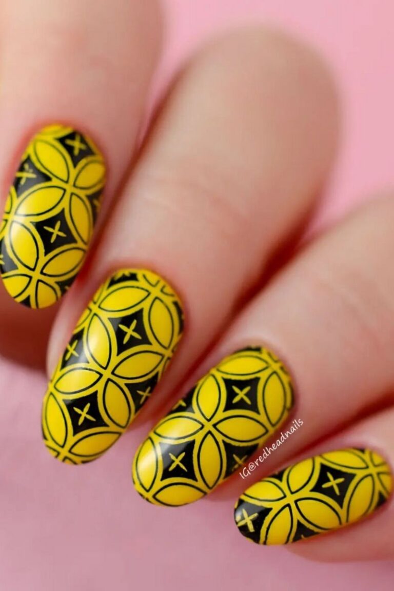 31 Gorgeous Yellow Nail Designs to Brighten Your Next Manicure - London ...