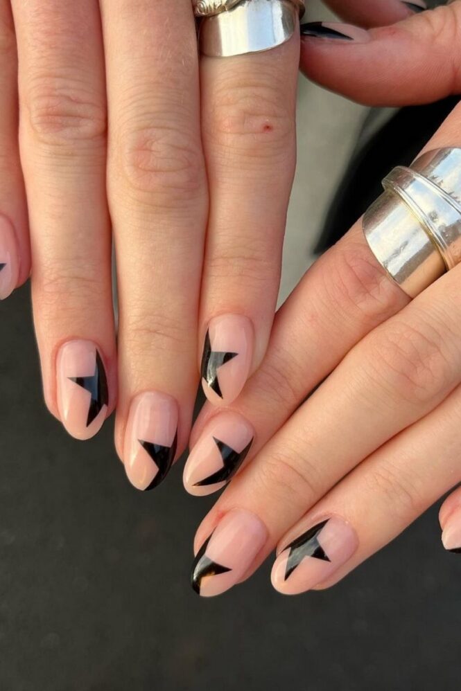 35 Stunning Star Nail Design Ideas To Help You Shine Bright At Your ...