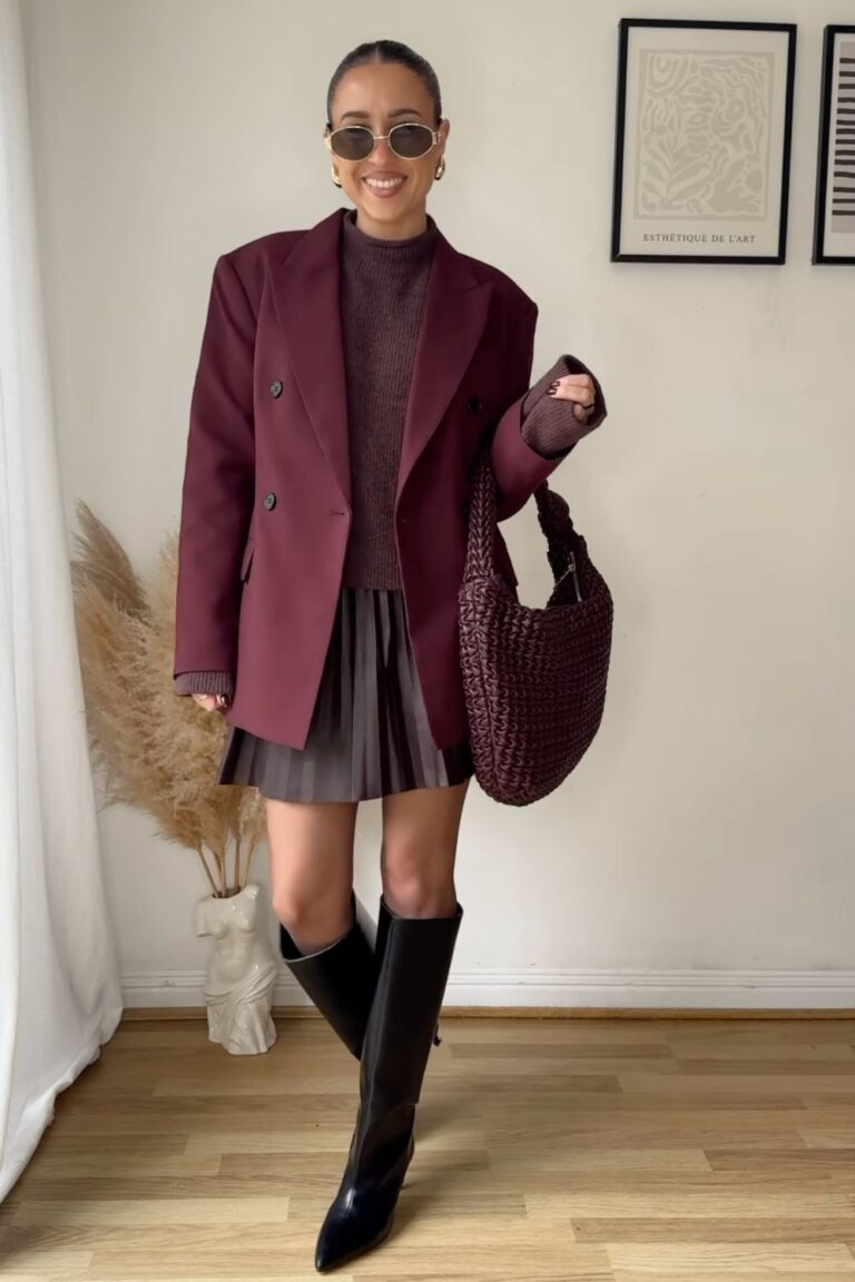 20 Chic Burgundy Outfits For Fall: How To Wear & Style This Season’s ...