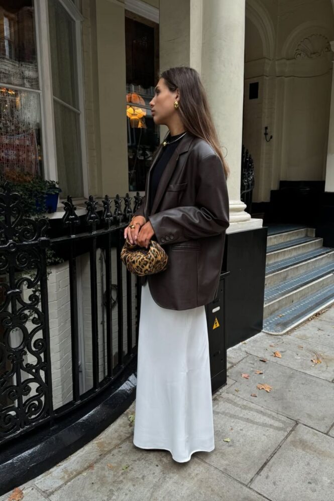 33 Chic Brown Leather Jacket Outfit Ideas To Copy This Fall - London ...