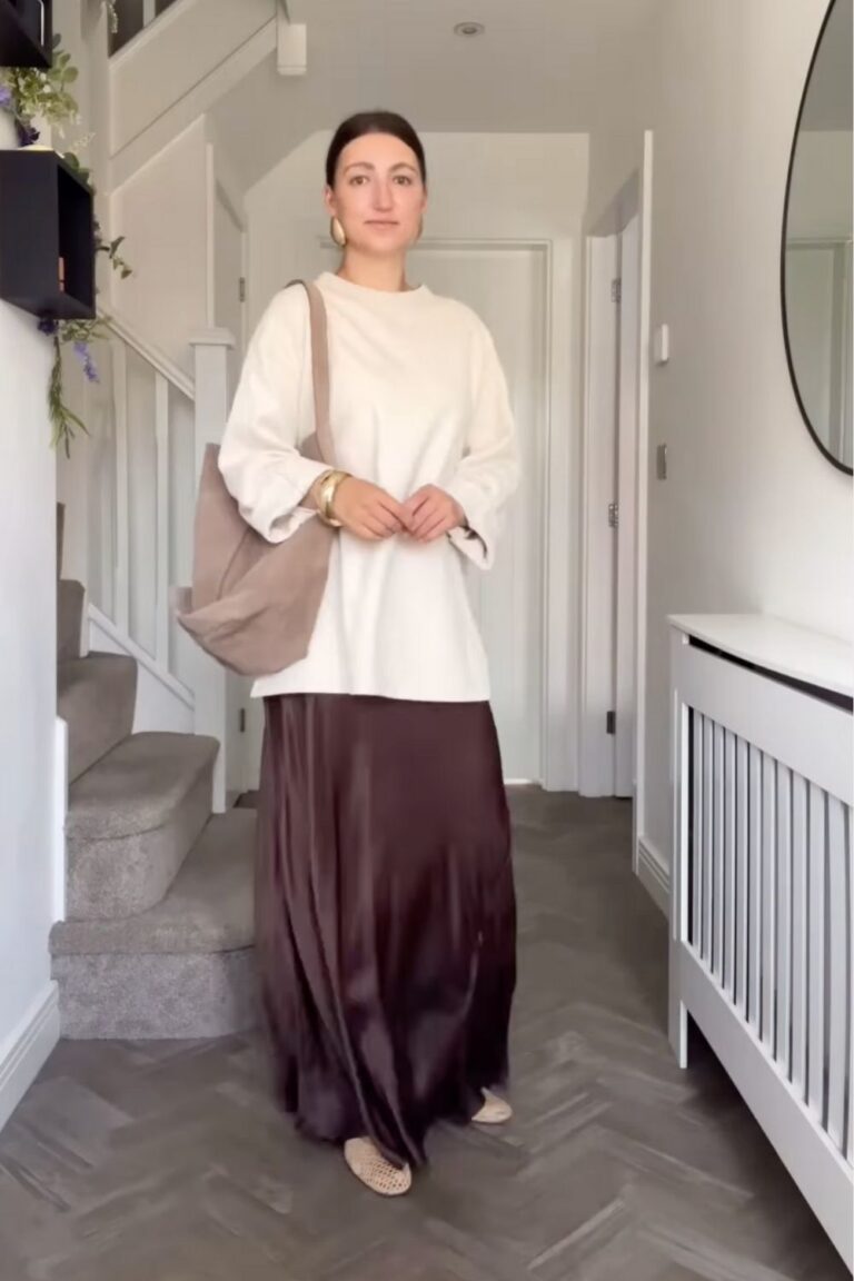 32 Silk Skirt Outfit Ideas That Are Chic, Effortless & Perfect for Any ...