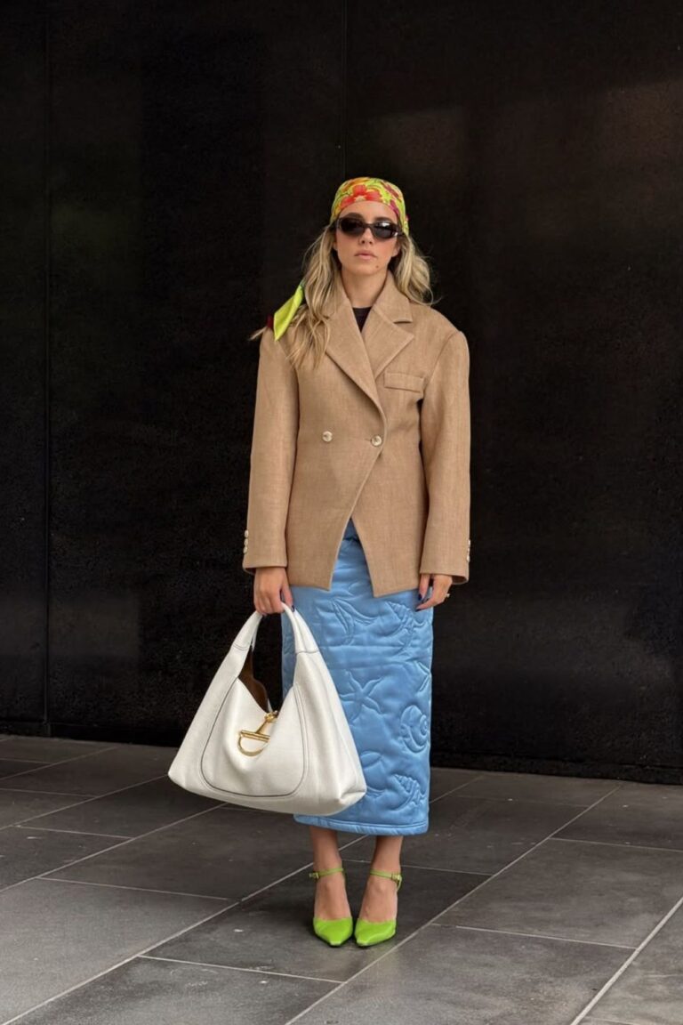 35 White Bag Outfit Ideas That Prove It’s the Chicest Accessory ...