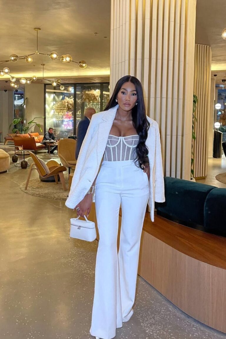 35 White Bag Outfit Ideas That Prove It’s the Chicest Accessory ...
