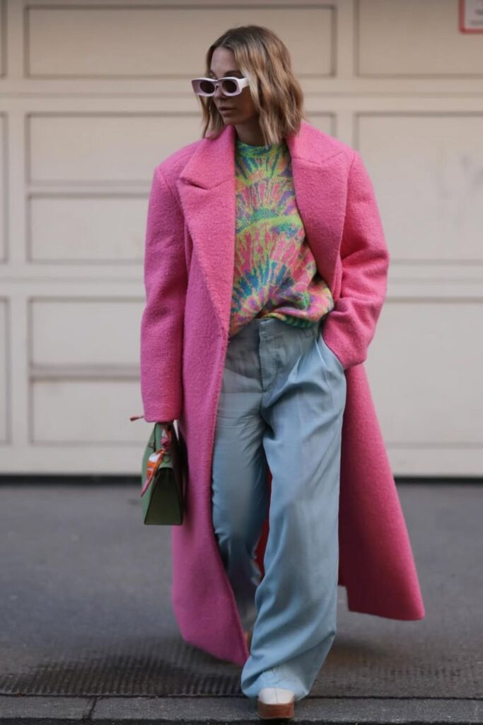 32 Pink Coat Outfit Ideas That Prove Hot Pink Is the New Neutral ...