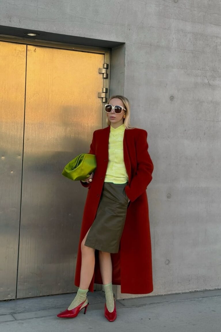 Red Coat Outfit Ideas: 30 Chic Ways to Wear a Red Coat This Season ...