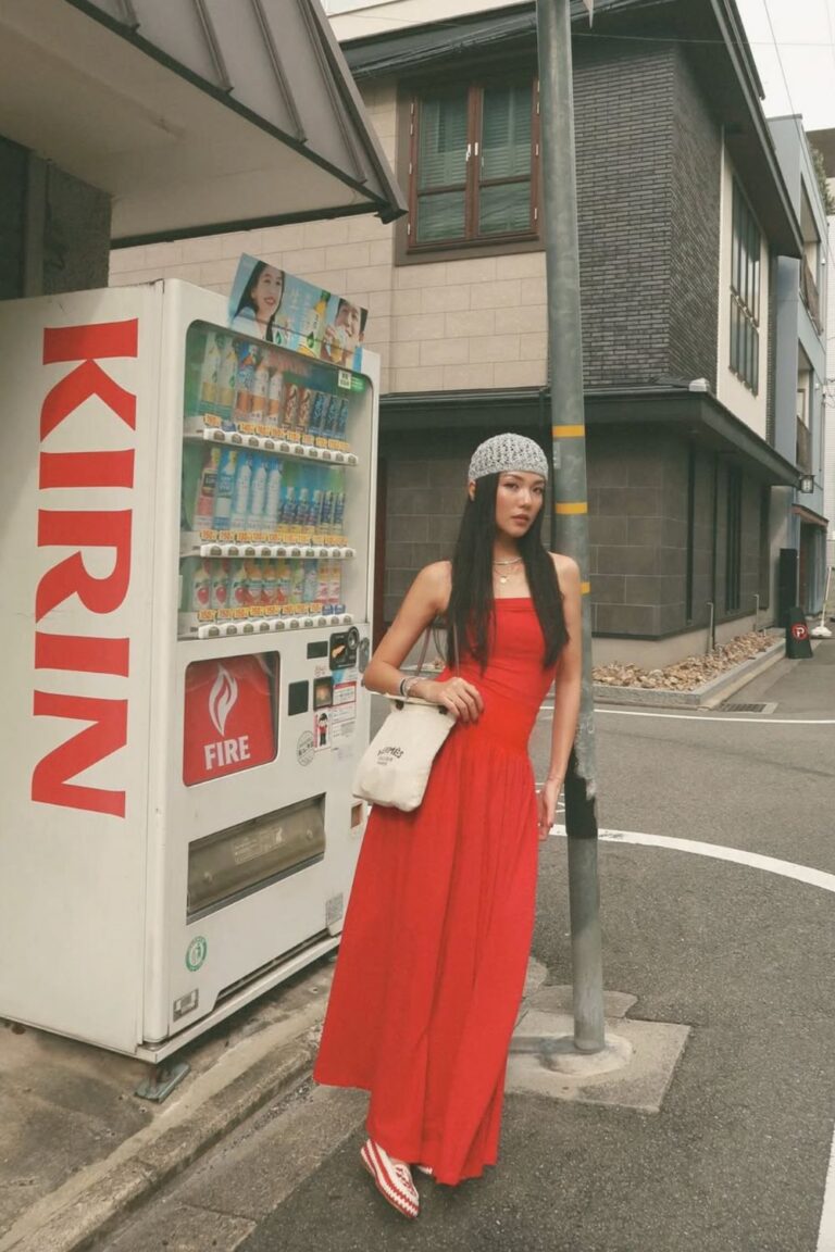 32 Stylish Red Dress Outfit Ideas That Always Turn Heads - London ...
