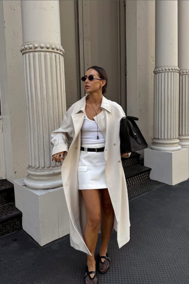 36 White Coat Outfit Ideas: Chic, Cozy And Effortlessly Polished ...