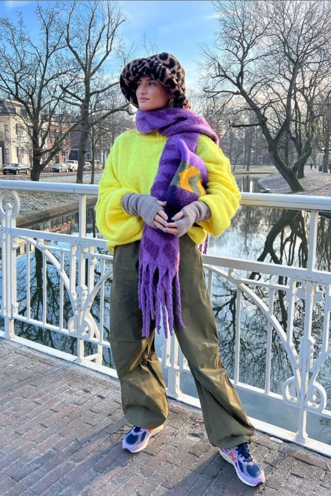 27 Yellow Sweater Outfit Ideas You’ll Want to Copy Immediately - London ...
