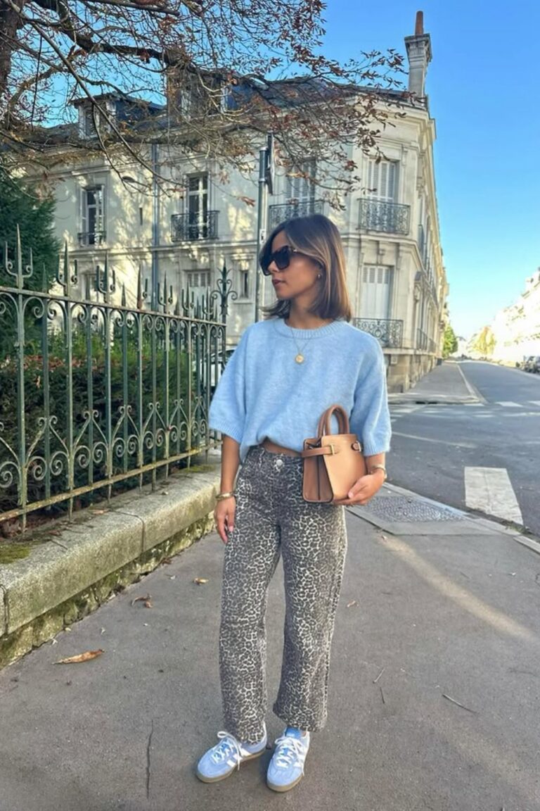 41 Blue Sneakers Outfit Ideas You’ll Want to Wear On Repeat - London ...