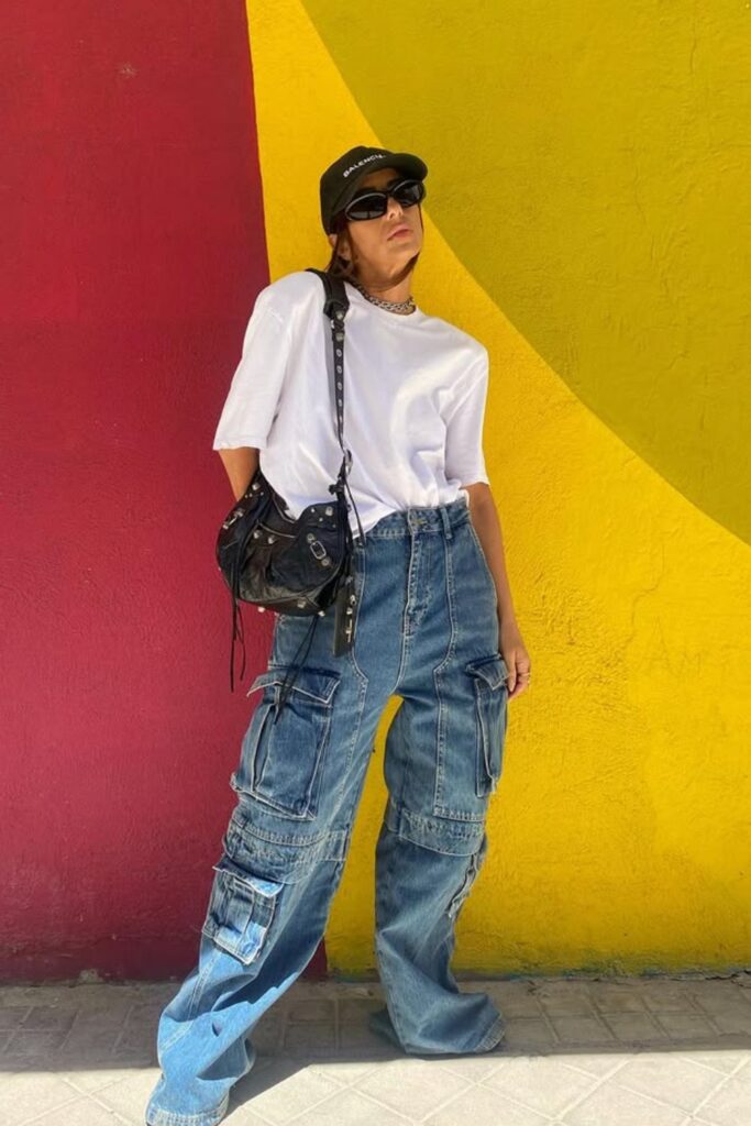33 Chic Cargo Jeans Outfit Ideas: How I’m Styling the Trend Everyone’s ...