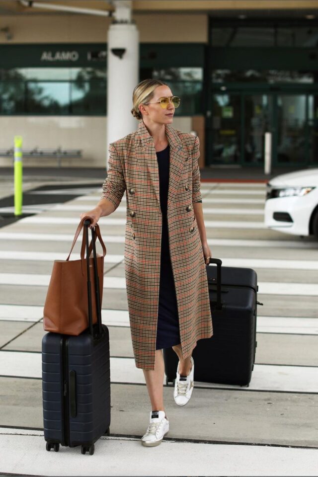 Golden Goose Sneakers Outfit Ideas: 40 Chic, Effortless Looks You’ll ...