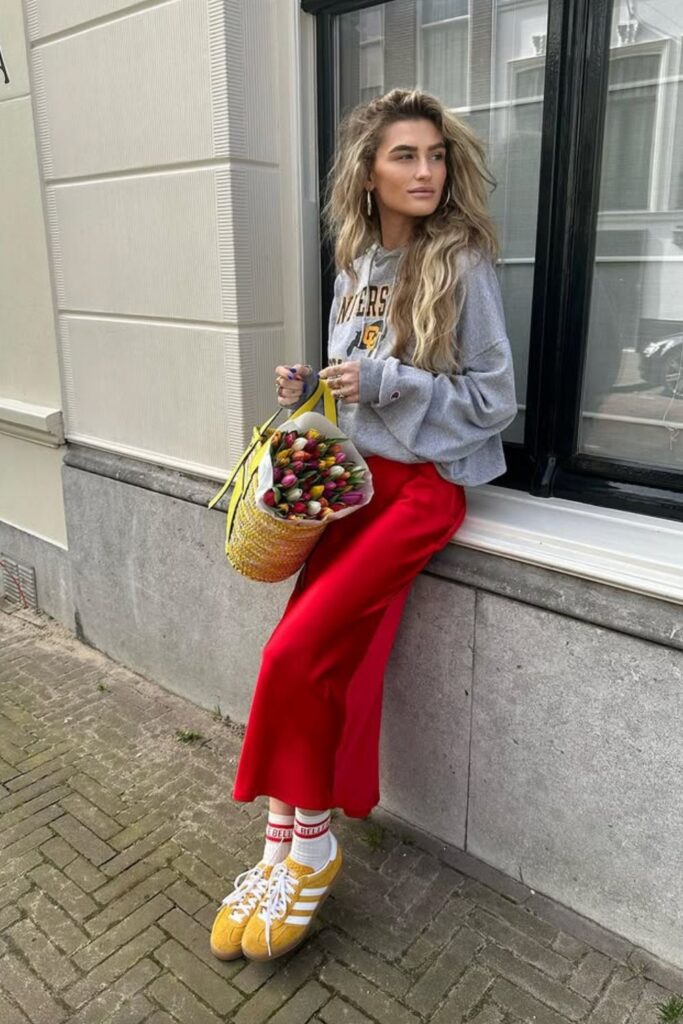 43 Yellow Sneakers Outfit Ideas That Feel Effortless, Cool, and Very ...