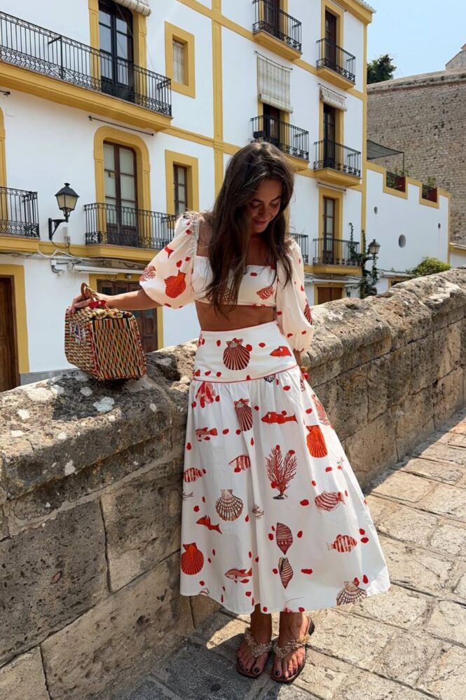 35 Chic European Summer Outfits That Make Getting Dressed Effortless ...
